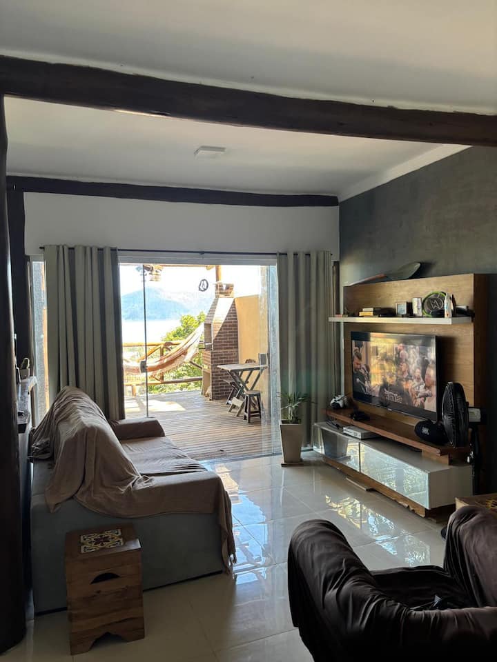 Casa Com Vista Para O Mar Da Enseada Em Ubatuba Sp - Ubatuba