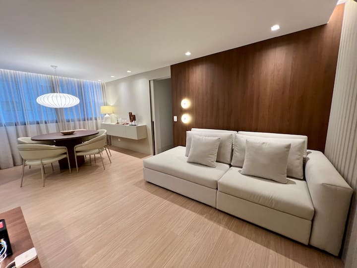 Apto Novo Lindo E Bem Localizado No Champagnat - 古里提巴