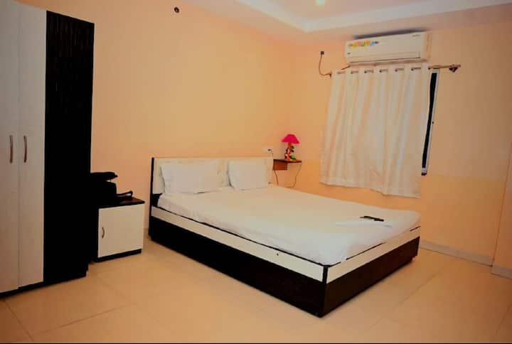 Newtown Supernova Exclusive Rooms - Kolkata