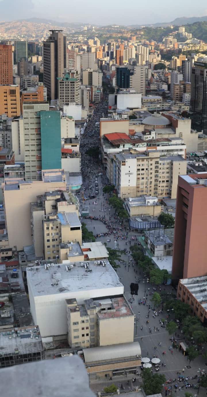 Sabana Grande 2h 1b 0e Hyh - Caracas