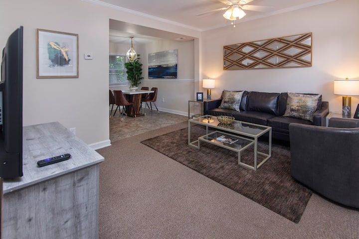 A2 - 1 Bed Clt International Villa - Charlotte, NC