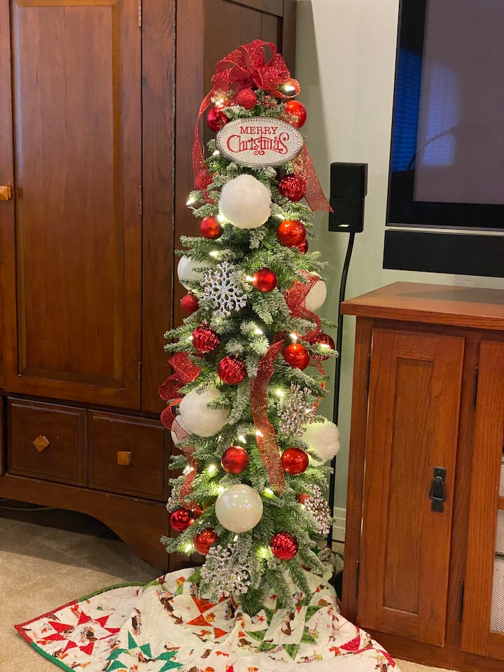 Stay With Us This Christmas Season! - St. George, USA