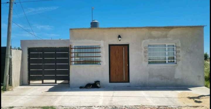 Hospedaje Monte Grande A Minutos De Ezeiza - Buenos Aires Ezeiza Airport (EZE)