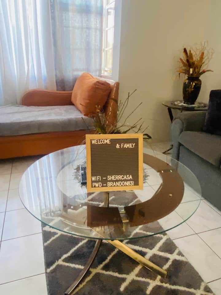 Bargain Two Bedroom Suite - Kingston