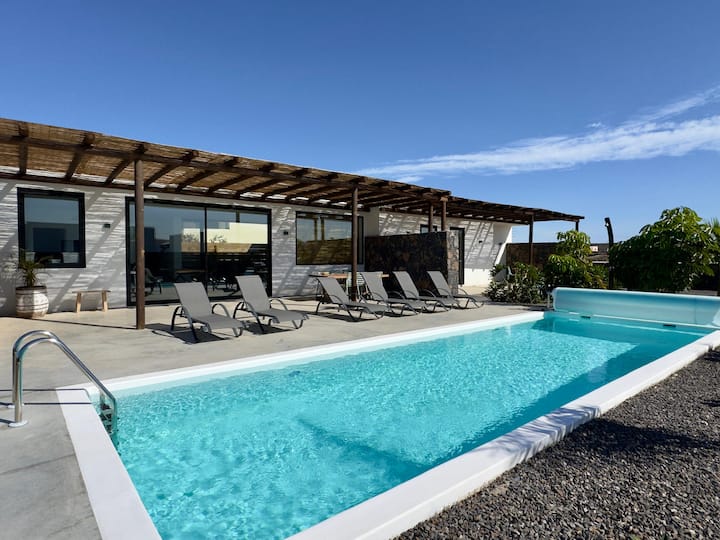 Casa Dacil En Lajares Con Piscina Climatizada - La Oliva