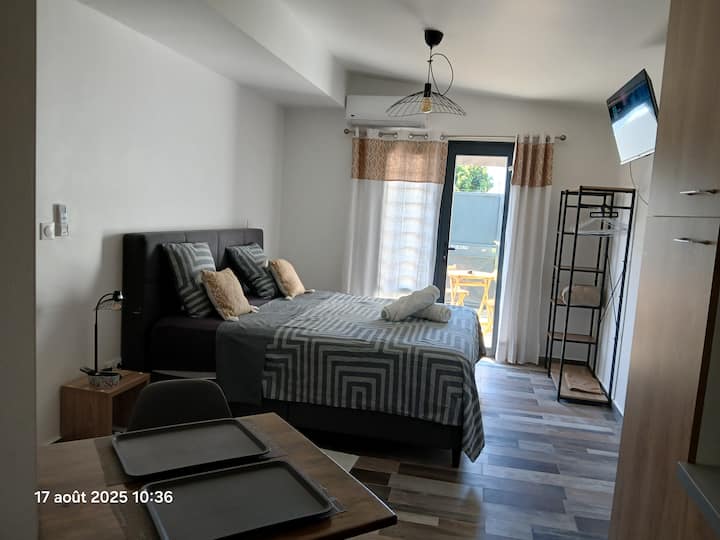 Studio De Plain-pied De 24m2,  Pour 2 Pers. - Saint-Denis de la Réunion