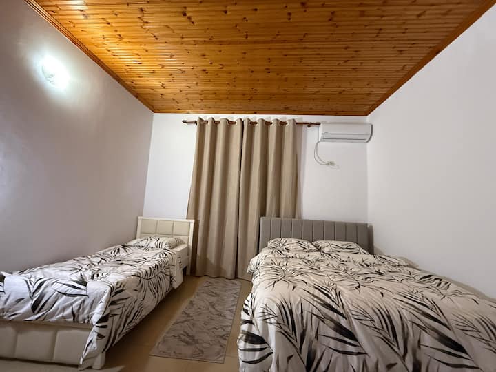 Peaceful Private Retreat Close To Airport - Vorë
