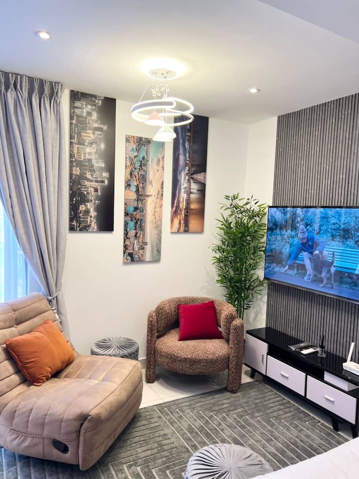 Comfy Escape - Loxwood Executive Studio - Accra