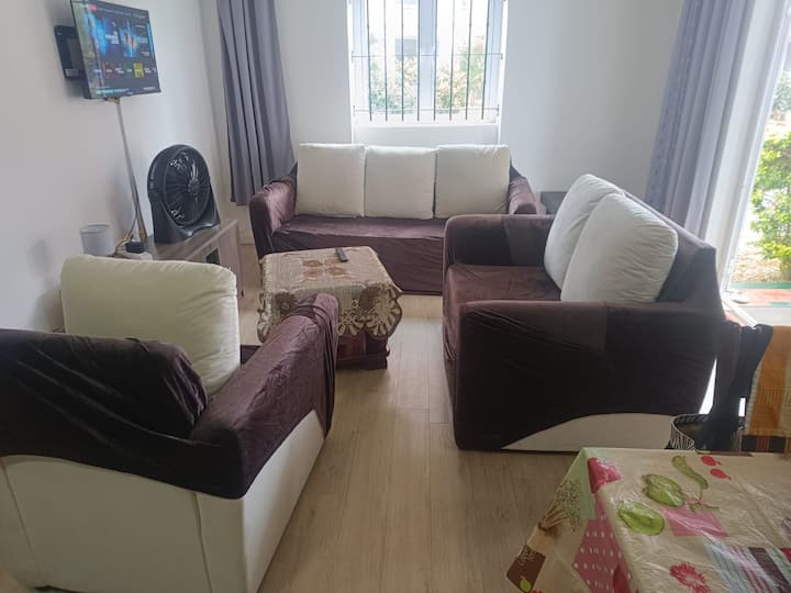 2 Bedroom Apartment With 2 Pools At Pereybere - Mauritius
