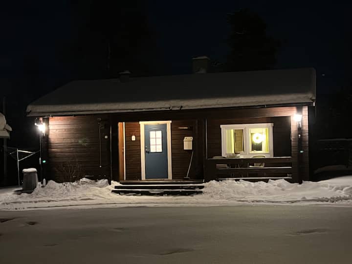 Hel (T)  Hjem /Hytte I Alta Utleie For 1-3 Gjester - Alta