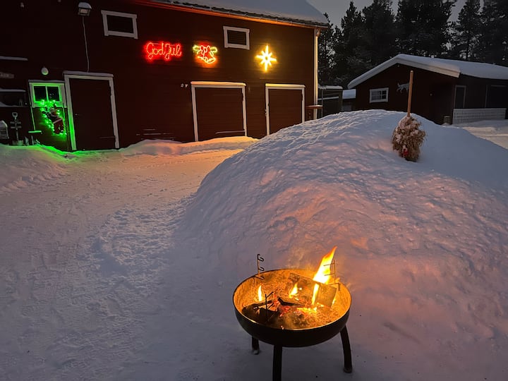 Hel (T) Hjem /Hytte I Alta Utleie For 1-3 Gjester - Alta