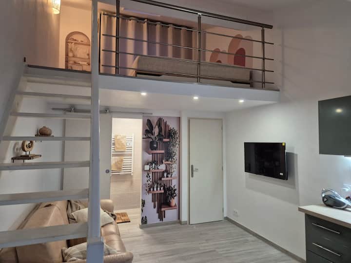 Charmante Maisonnette - Fayence
