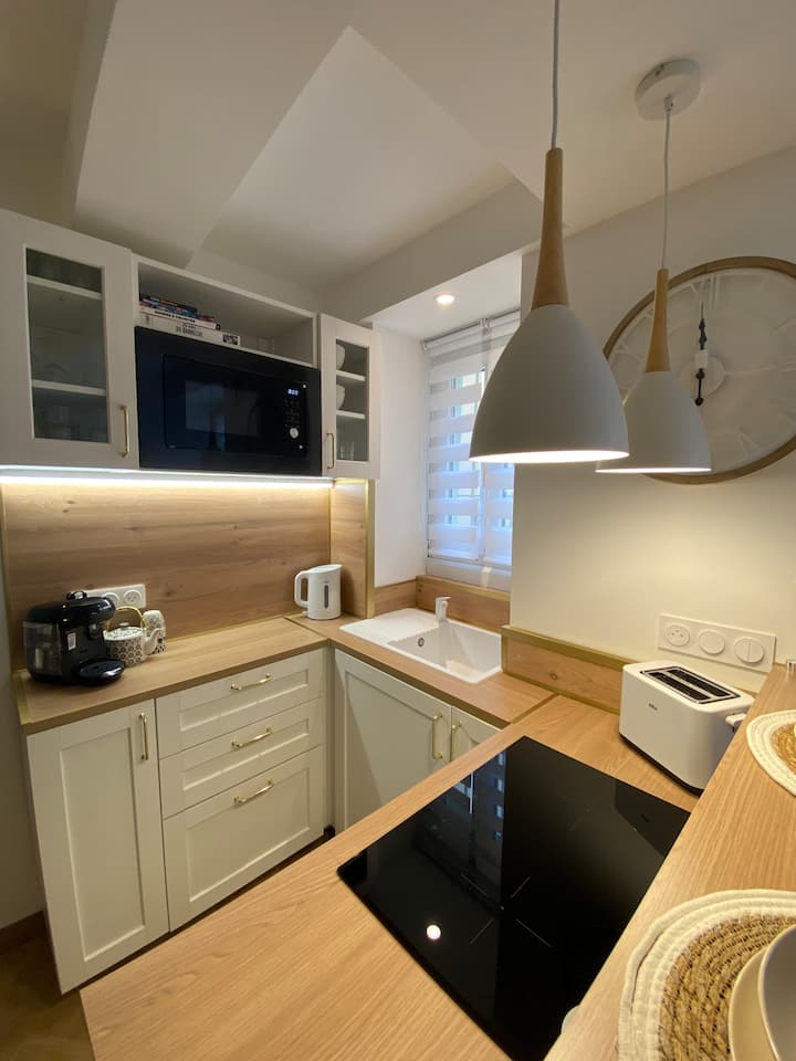 Splendide Studio Au Port De Nice/place Du Pin - Nizza