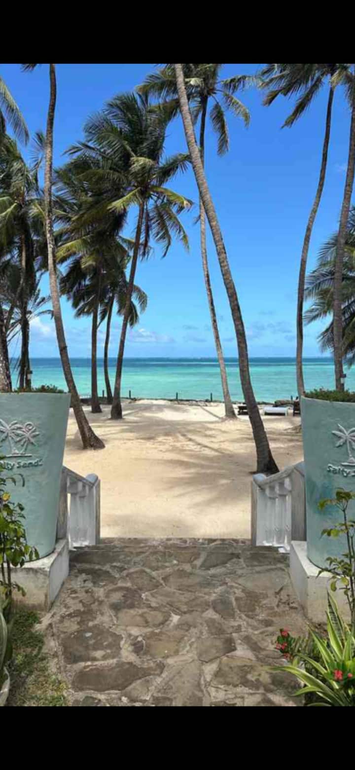 2 Bedroom Beach House - Mombasa