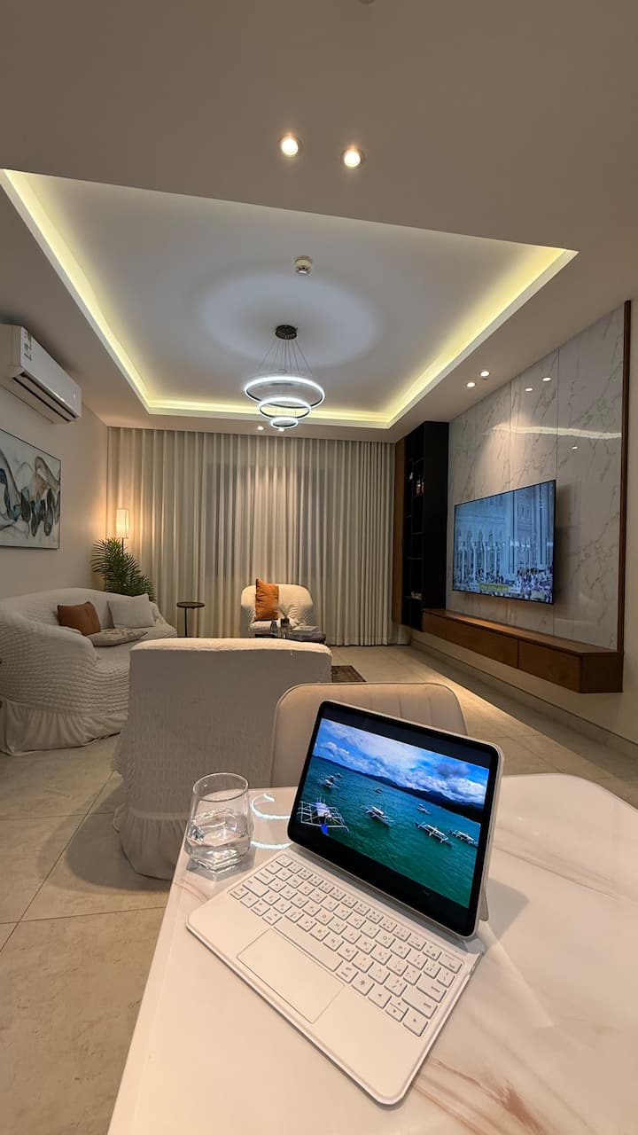 شقة فاخرة واسعة بحي الحزم - Riyadh