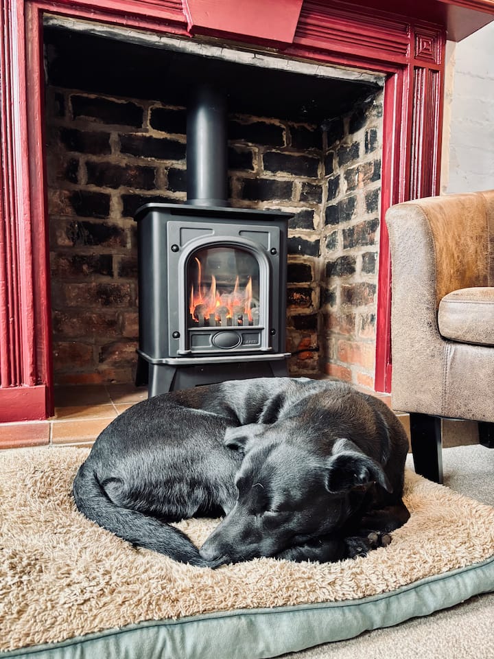 Cosy Cottage - Amazing Views And Hills Access - Malvern