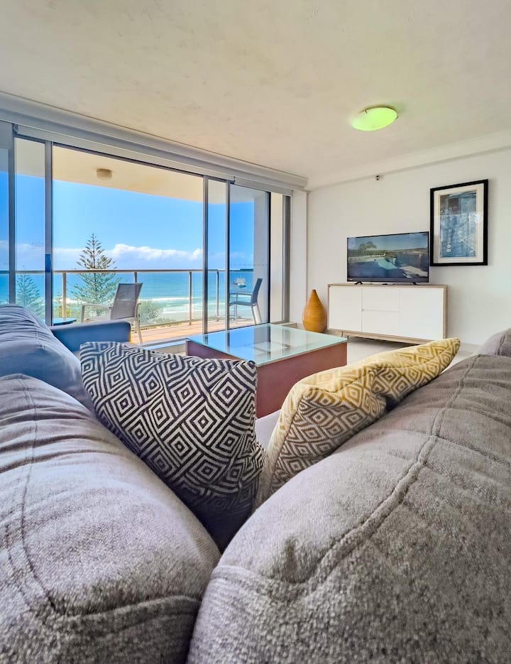 Ocean All Round - Surfers Paradise