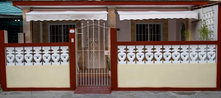 Casa Independiente Lazcano En Varadero - Varadero
