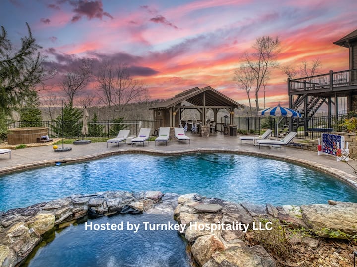 Private Retreat For 25 | Resort Pool  Game Lounge - Georgia