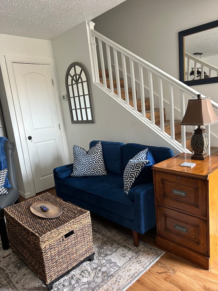 Corporate Condo W/ Massage Chair - Joplin, MO