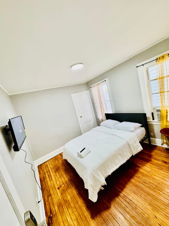 Elegant Room Near Ewr/nyc Njt - Newark, NJ