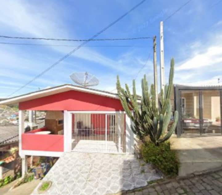 3 Quartos, áRea,banheiro Garagem - Bento Gonçalves