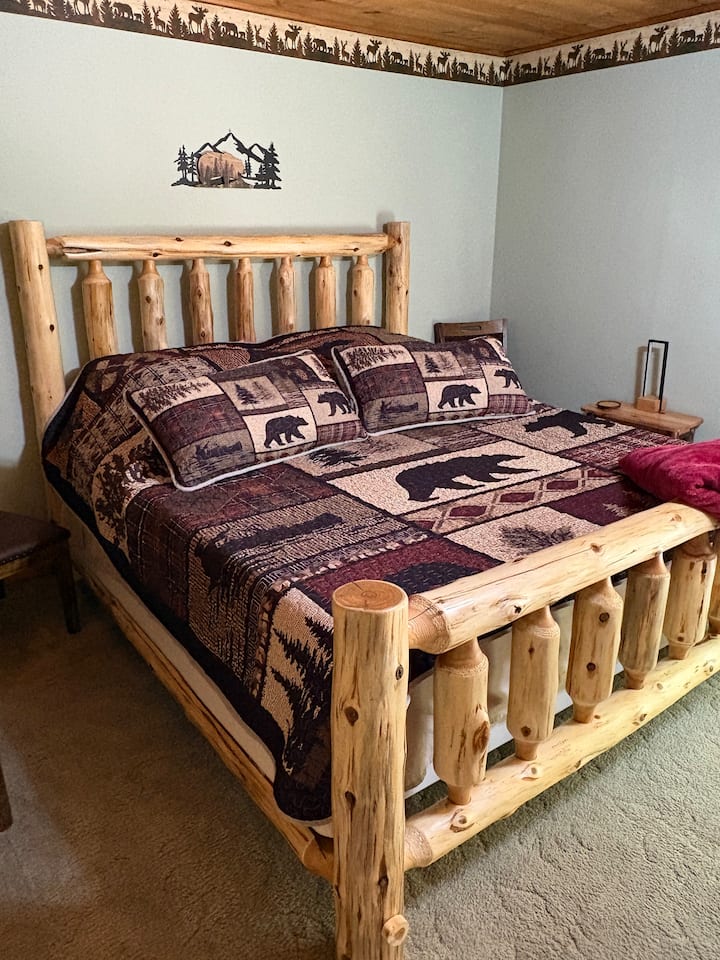 Woodland Hideaway - Naples, NY