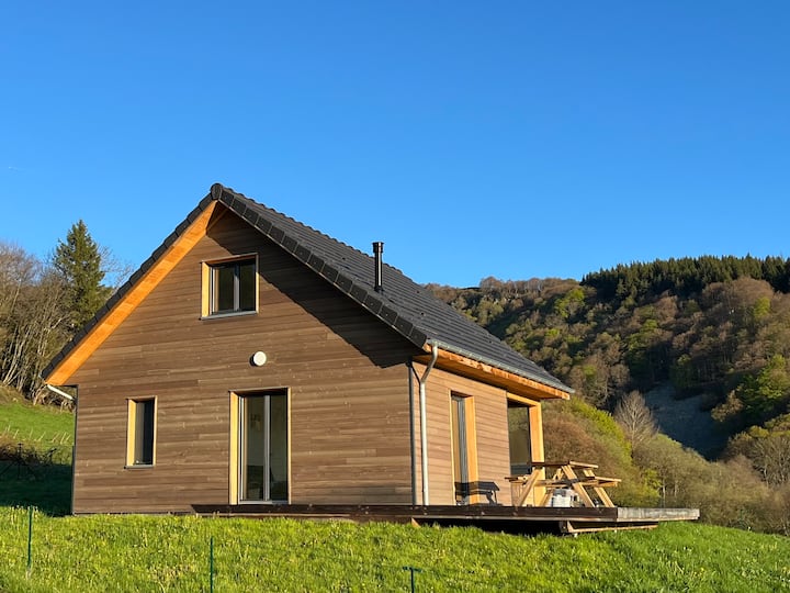 Chalet Dans Le Sancy - Chambon-sur-Lac