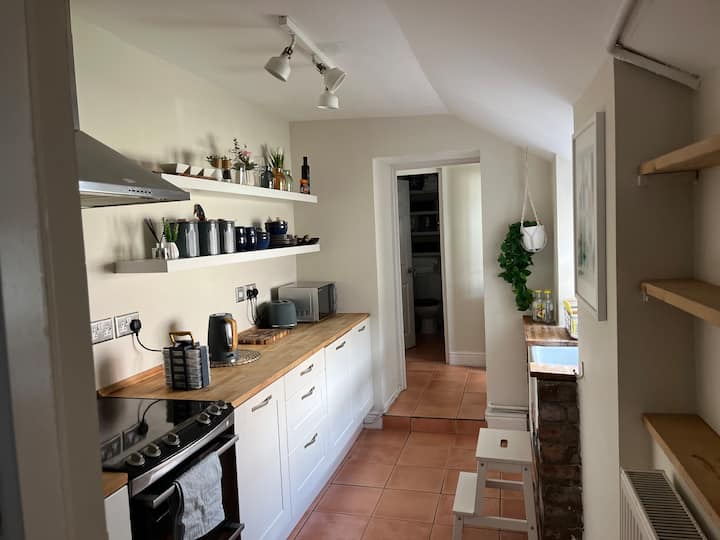 The Coastal Nest - Porthcawl - Ogmore By Sea Beach