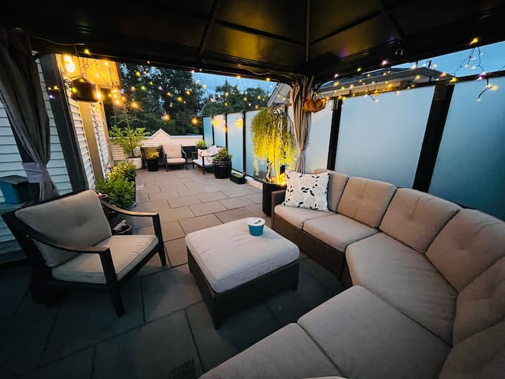 Rooftop Retreat In Langley - Langley