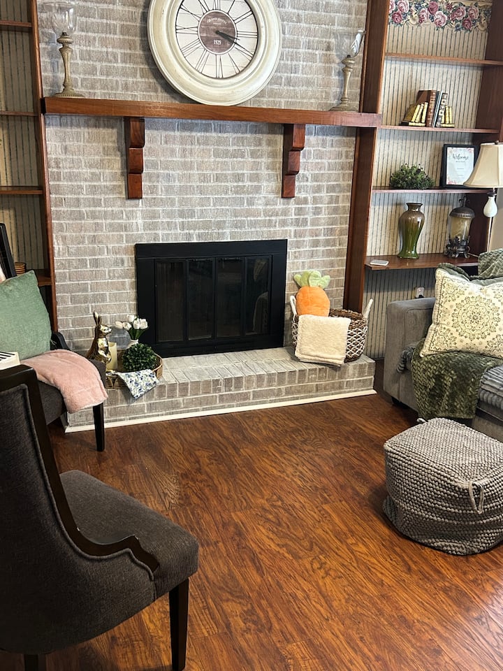 Country Cottage Hideaway - Lebanon