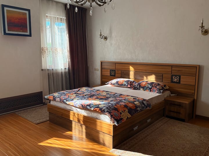 Contemporary Apartment At The City Center - Tashkent