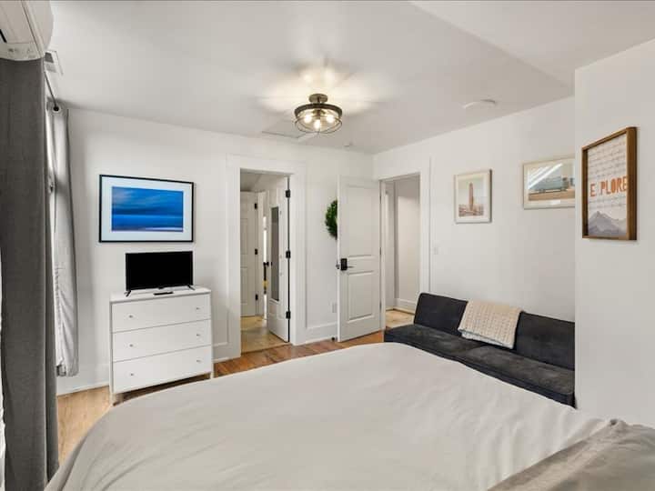 Downtown Longterm | Pets Negotiable | Gym | Bikes - Boise, ID