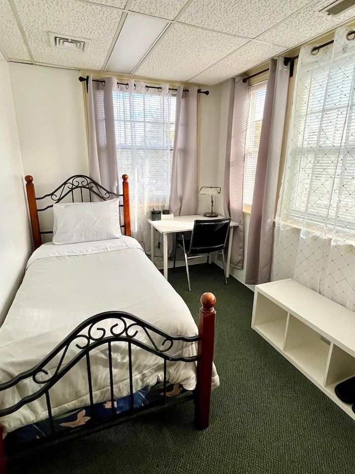 Comfy Stay Near By Yale & Hospital - New Haven, CT