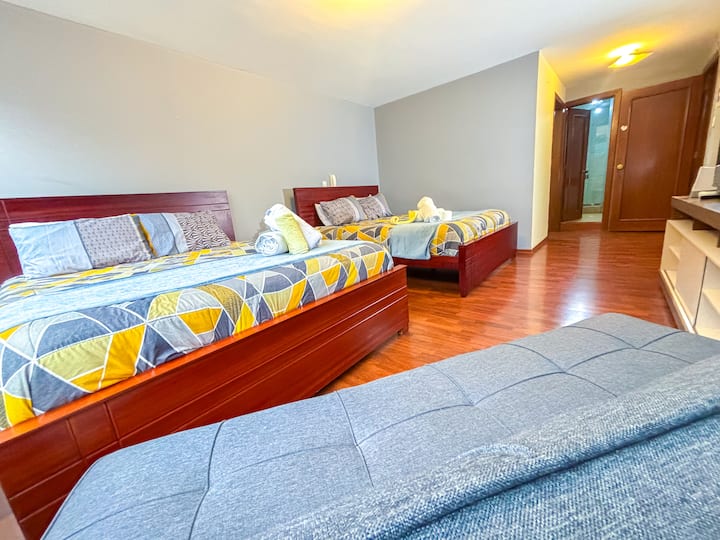 Republica Del Salvador Sky View Penthouse - Kito