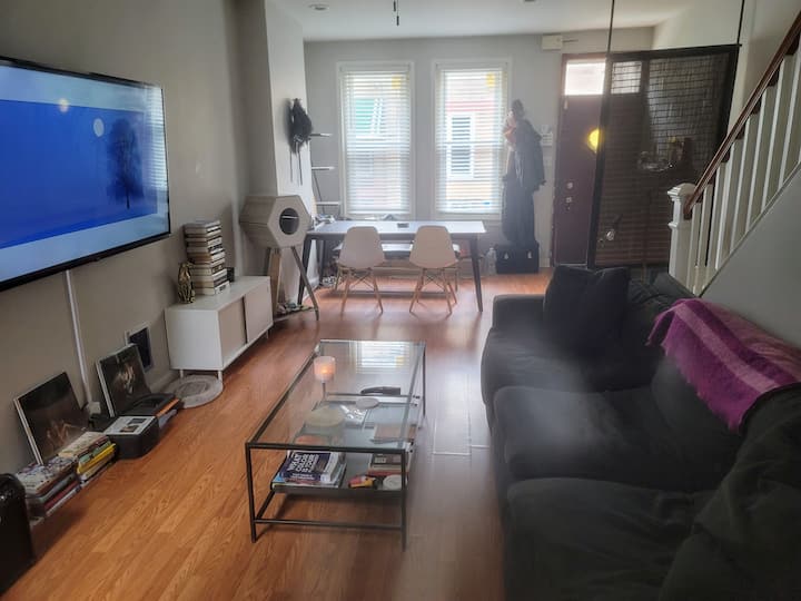 Room In Cozy, Peaceful Rowhome - Philadelphia, PA