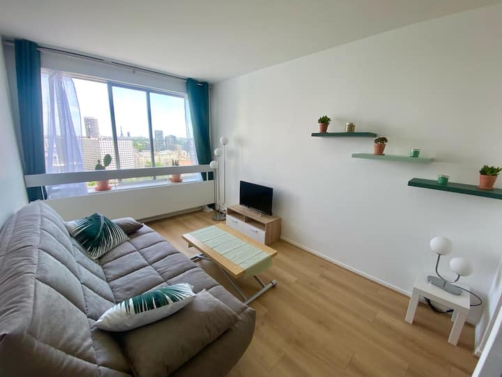 Tour Eiffel Vue Studio - Puteaux