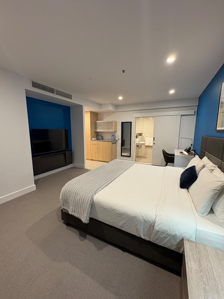 Azure At Glenelg Oaks Pier - Free Wifi - Glenelg