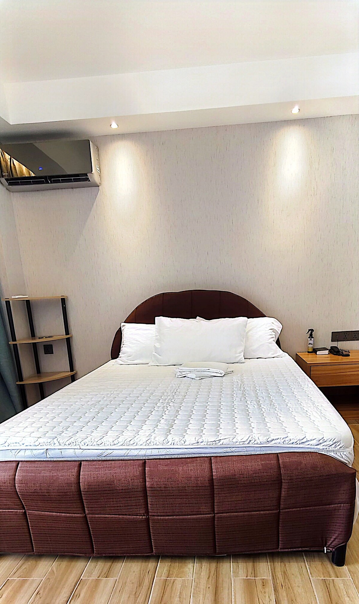 Comfort room to stay - Hotels for Rent in Tagaytay, Calabarzon ...