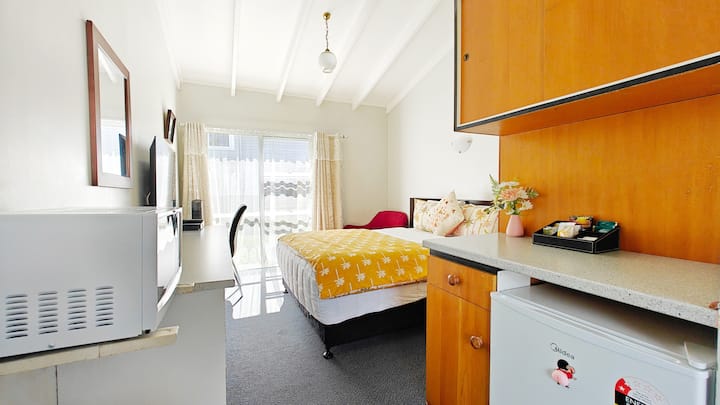 Studio, Warm And Comfortable. - Whangarei