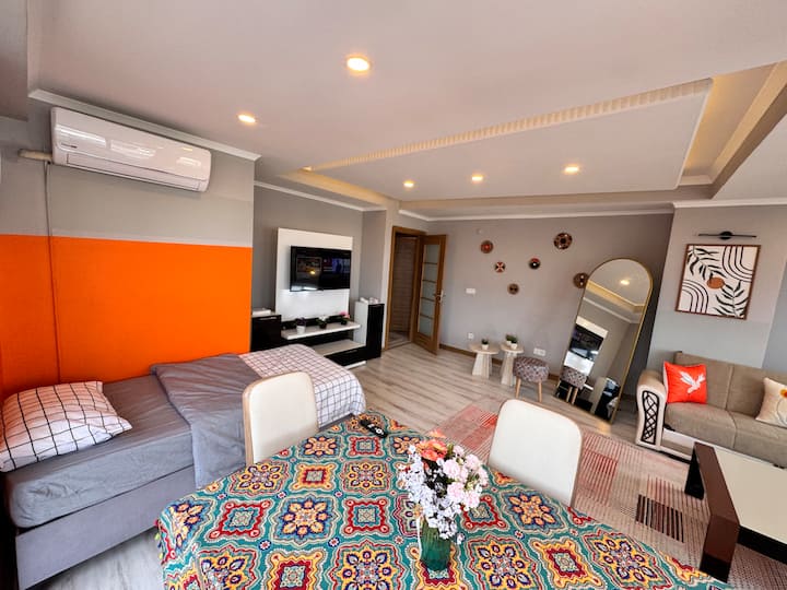 ÜMraniye ÇArşı  ŞEhir Manzaralı Deluxe 1+1 Daire - Istanbul