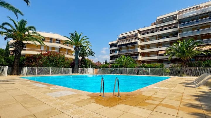 Studio Avec Piscine Proche Mer - Le Miougrano - Saint-Aygulf