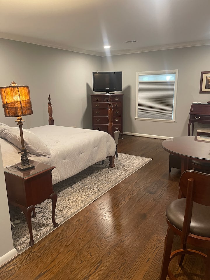 Stylish In-law Apt In Frederick - 弗雷德里克