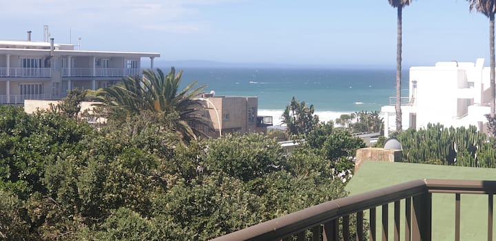The Perfect Family Jbay Getaway - Jeffreys Bay