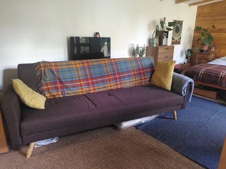 Garden Cabin, With Parking - Falmouth