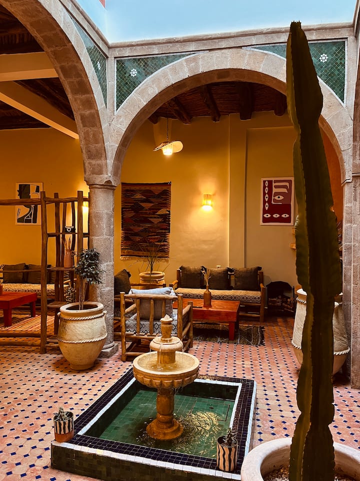 Bed & Breakfast In A Riad In Heart Of Essaouira - Essaouira