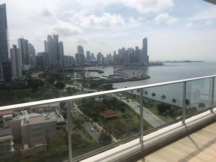 Bello Apartamento Entero Con Vista Al Mar - Panama City