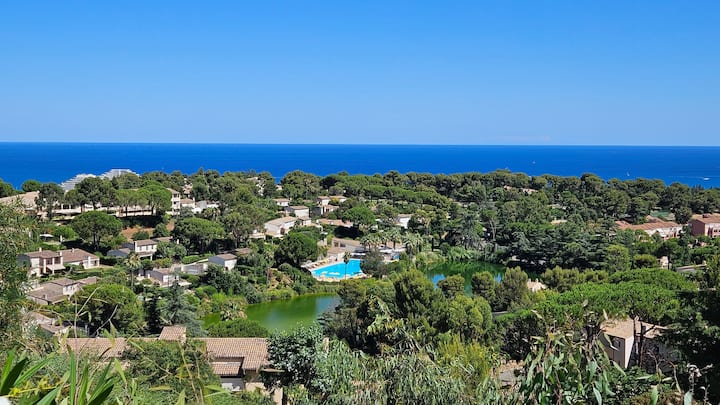 Appartement Climatisé, Vue Mer, Piscine & Tennis - Villeneuve-Loubet
