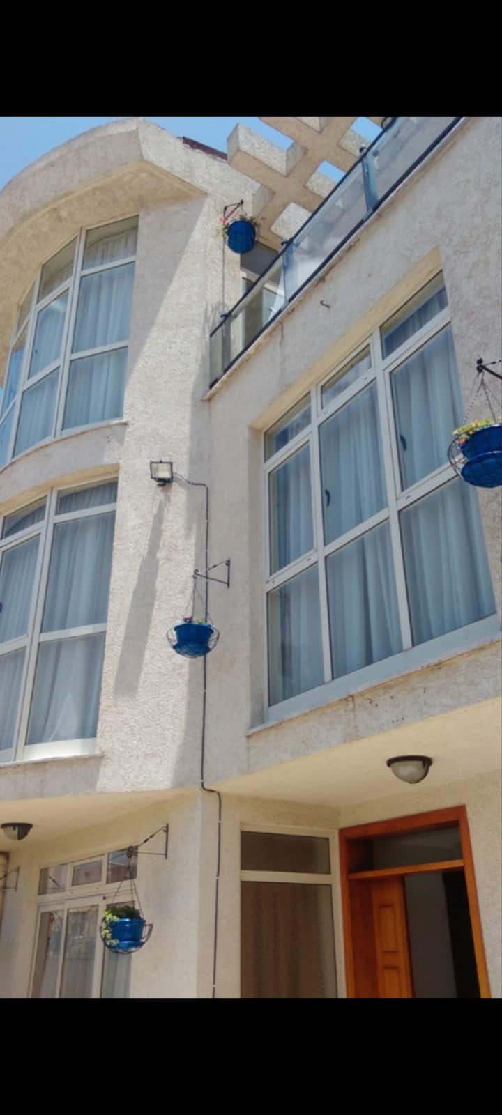 Spacious Modern 5-bedroom G+2 House, Summit-addis - Addis Ababa