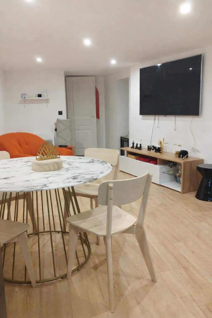 Chaleureuse Petite Maison De Village - Sévérac-le-Château